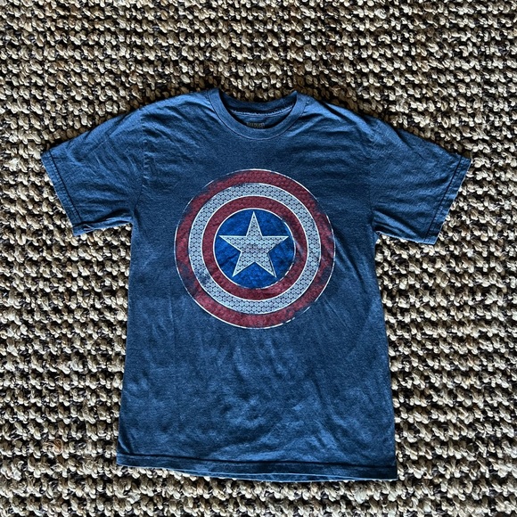 Marvel | Shirts | Marvel Captain America Tee | Poshmark